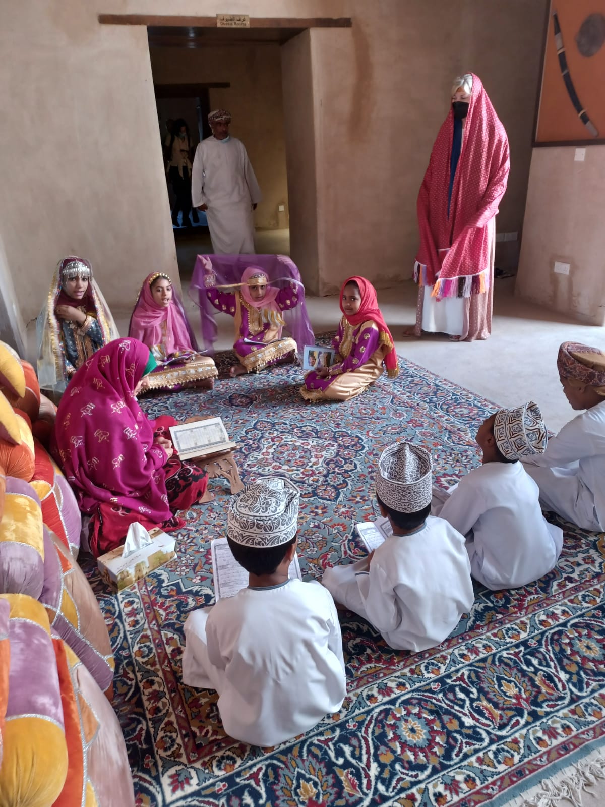 What to Wear in Oman: A Tourist's Dress Code Guide